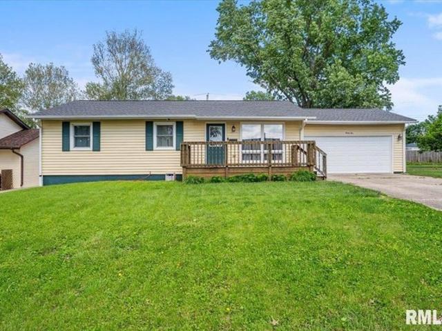 94 Downing Dr, Chatham, IL 62629