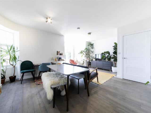 94 Frobisher Road, London N8 Property to rent £2,650 pcm £612 pw
