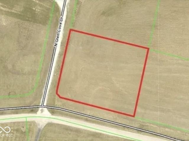 94 Glen Cove Dr, Peru, IN 46970
