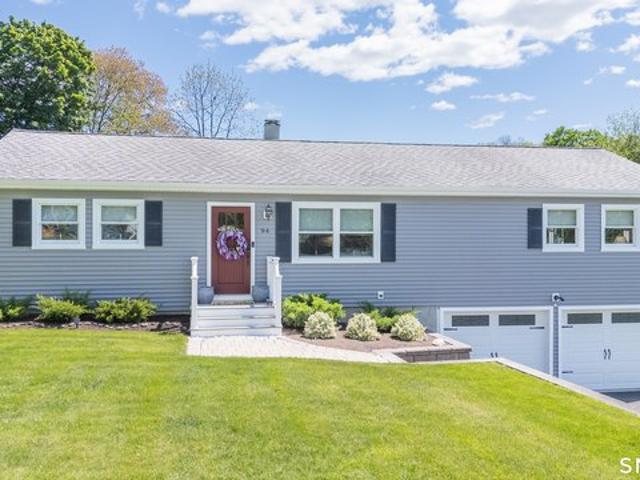 94 Highland Ave, Wallingford, CT 06492