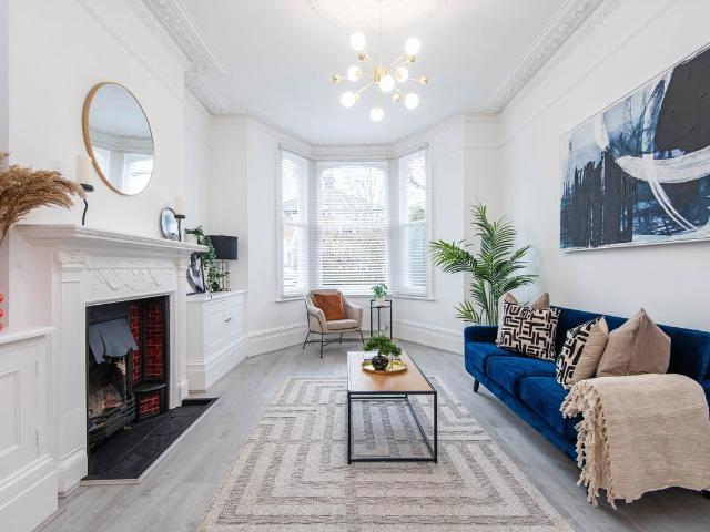 94 Highlever Road, London W10, 1 bed flat to rent, £2,817 pcm | PrimeLocation