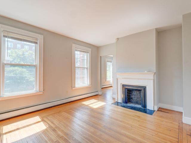 94 Howe Street