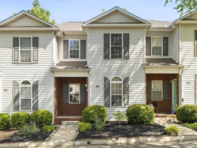 94 Huntress Dr, Greer, SC 29651