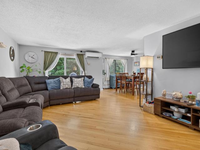 94 Indian Rock Road
