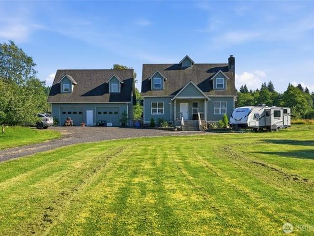 94 Loop Rd, Grays River, WA 98621