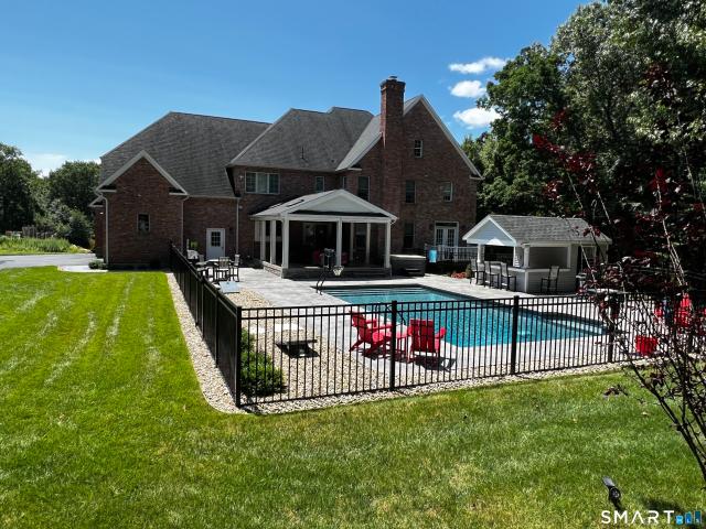 94 Lofgren Rd, Avon, CT 06001 | MLS #24162 | Compass