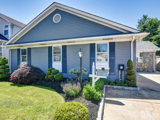 94 McCutcheon Avenue
