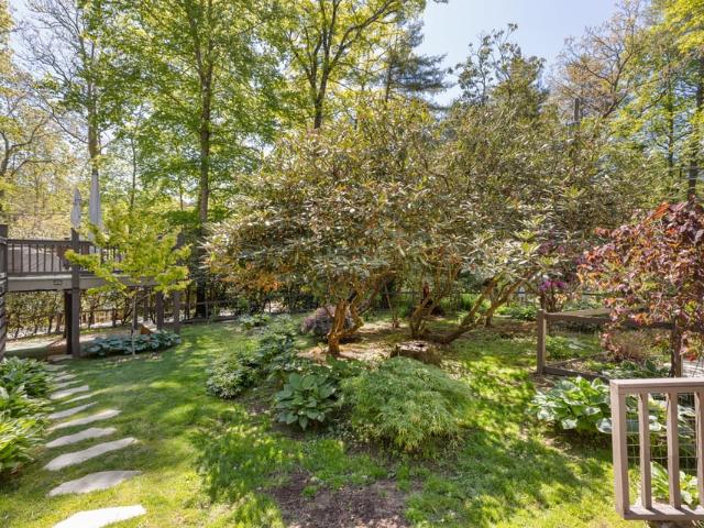 94 Netsi Place