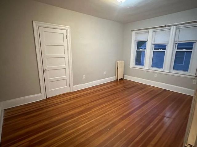 94 Oakland Ave. 4 Bedroom Apartment for Rent at 94 Oakland Ave, Providence, RI 02908 Elmhurst