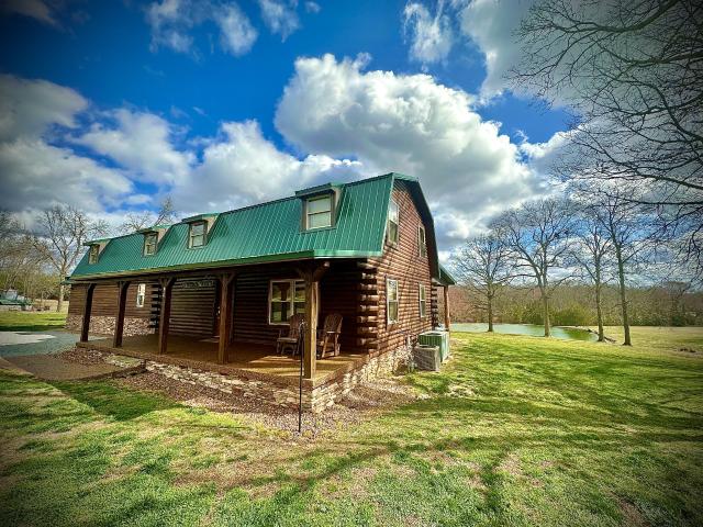 94 Oxford Rd, Holladay, TN 38341 | MLS #3170 | Compass