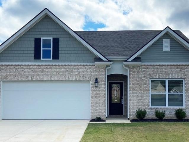 94 Pine St, Byhalia, MS 38611
