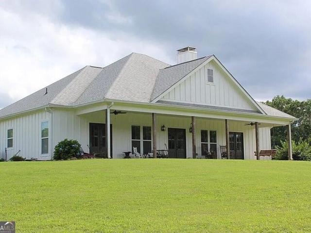 94 Race Track Rd, The Rock, GA 30285
