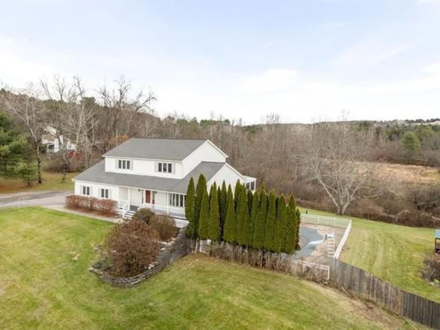 94 Richards Rd, Chenango Forks, NY 13746