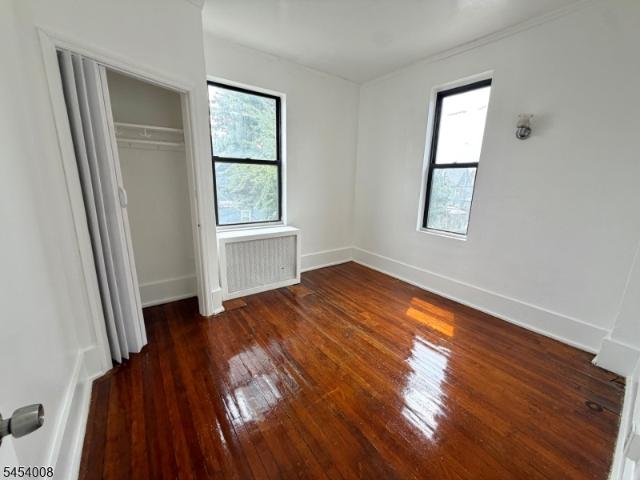 94 S Munn Ave # 43
