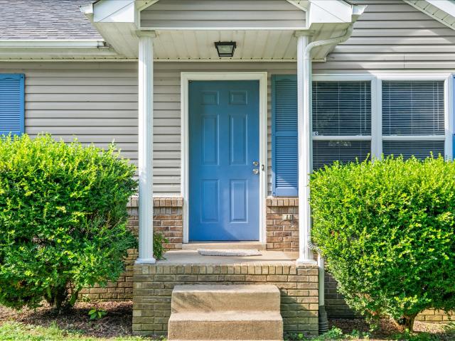 94 Saratoga Dr