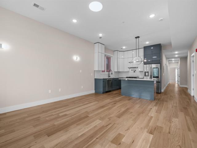 94 South St # 2