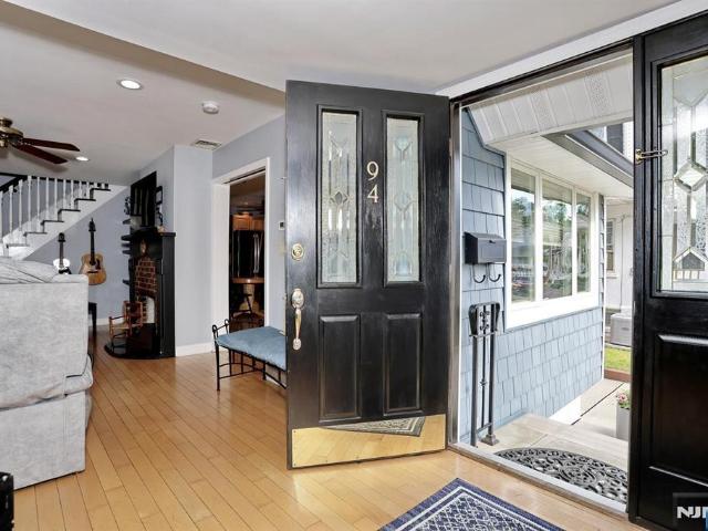 94 Smith Avenue