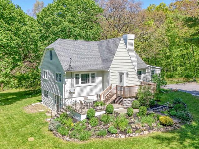 94 Smithtown Road
