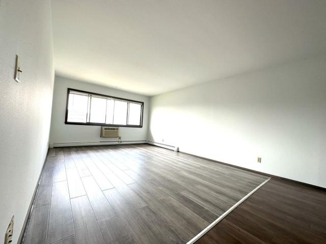 94th Homes 2 Bedroom Apartment for Rent at 5721 N 94th St, Milwaukee, WI 53225 Silverswan