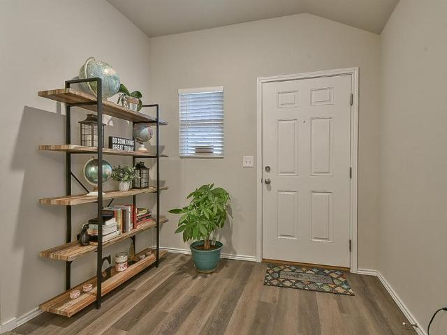 9504 NW 118th Street