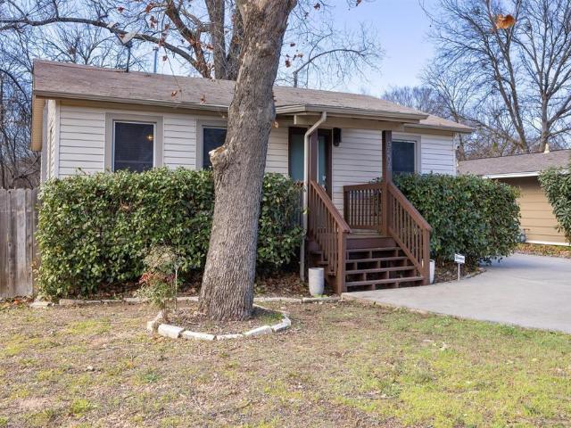 9504 N Creek Dr