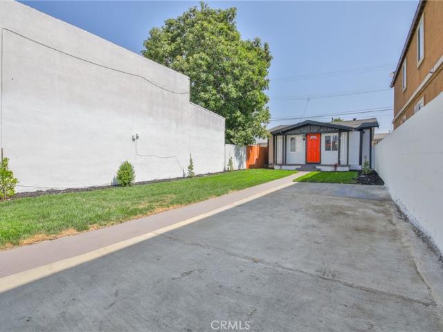 9504 S Main