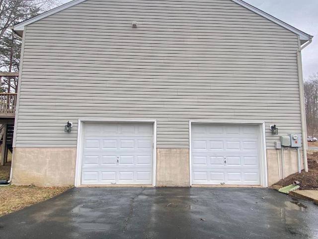 9504 S Royal Crest Ct, Fredericksburg, VA 22408 | MLS #VASP2039 | Compass