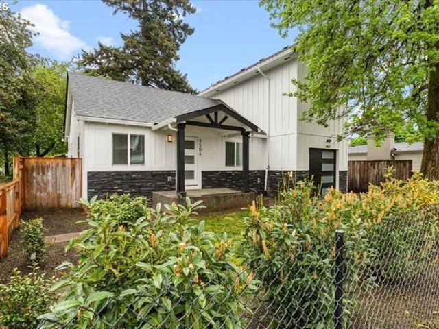 9504 SE 77th Ave, Milwaukie, OR 97222