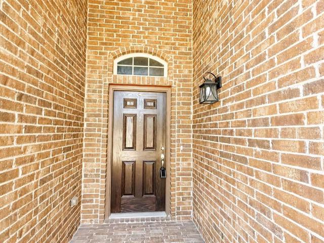 9505 Cypress Lake Drive