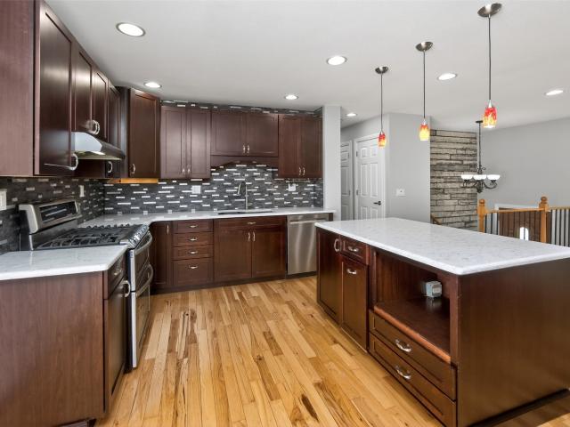 9505 Dennis Drive