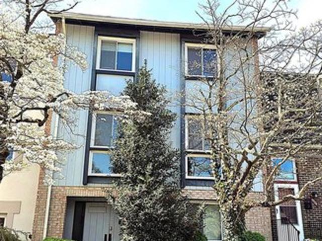 9506 Miranda Ct, Fairfax, VA 22031