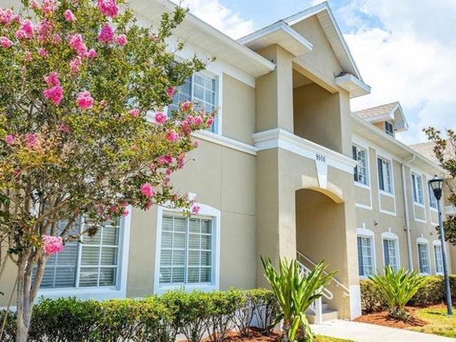 9506 Amberdale Ct 202, Riverview, FL