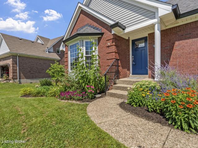 9506 Poplar Hill Dr