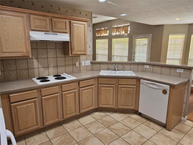 9506 Rustic Gate Road