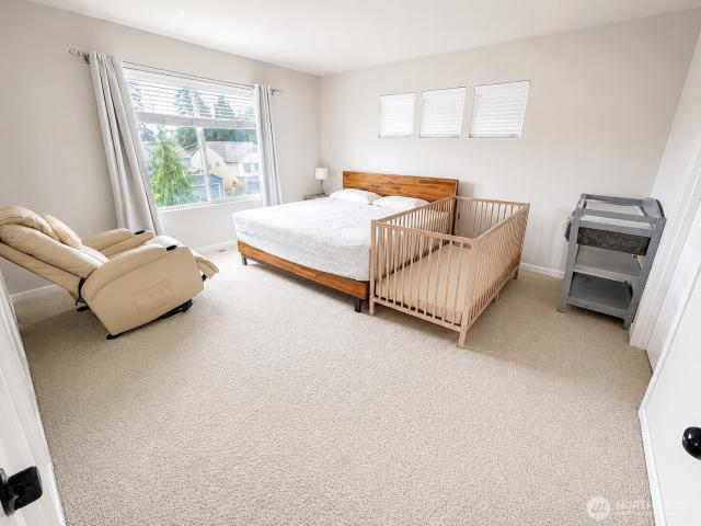 9506 S 235th Place