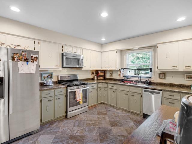 9507 Cleveland