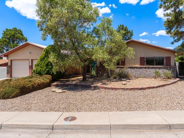 9507 Lagrima De Oro Road NE