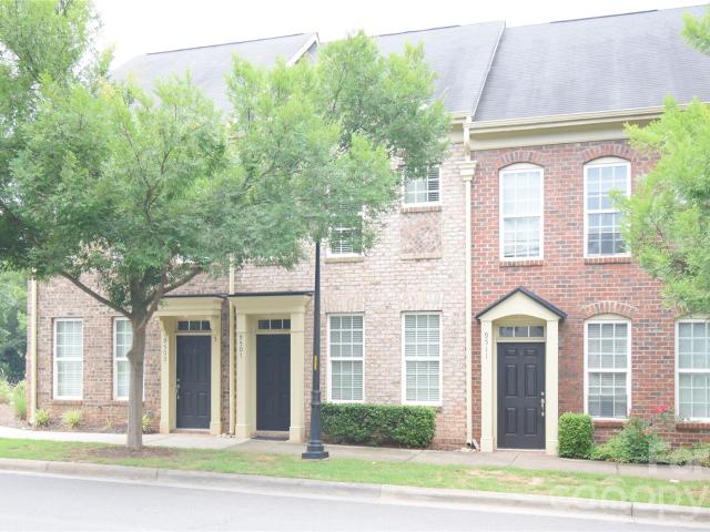 9507 Longstone Lane