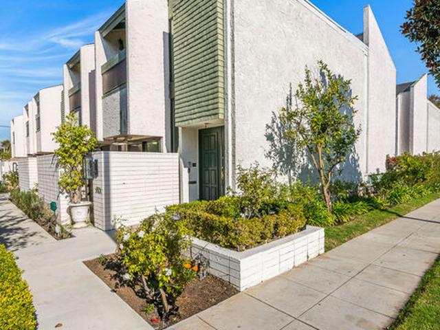9507 W Olympic Blvd, Beverly Hills, CA 90212 | MLS #26728 | Compass