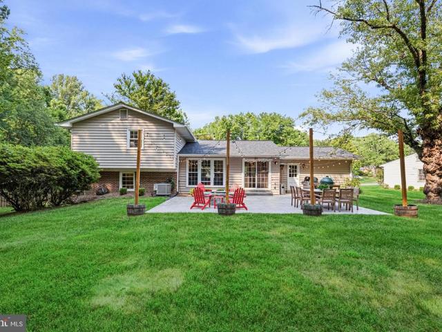 9509 Mandolin Court