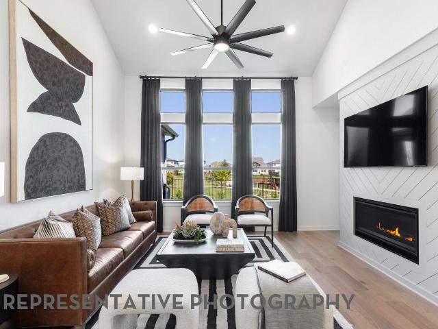 9509 Golden Lion Dr