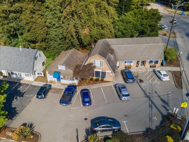 9509 Soquel Drive