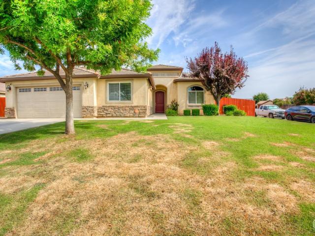 9500 Meadow Falls Drive