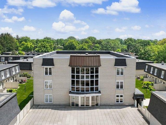 9500 N Green Bay Rd Apt 308, Brown Deer, WI 53209