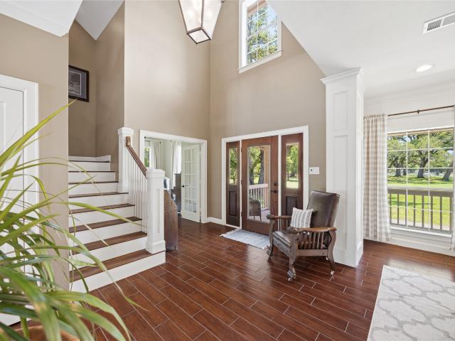 9500 Live Oak Court