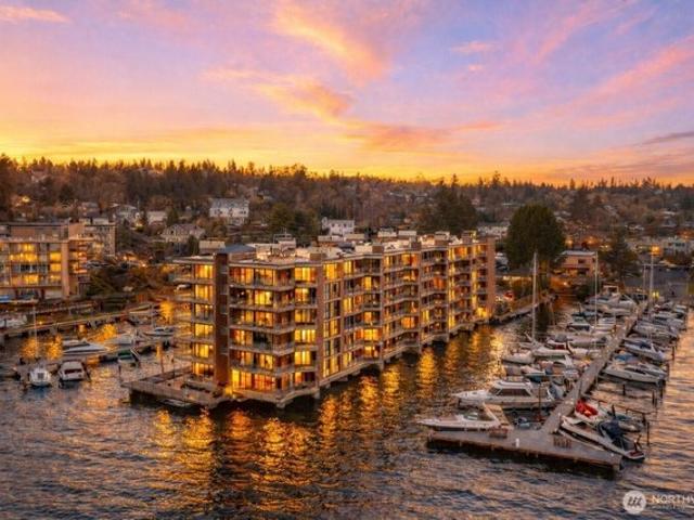 9500 Rainier Ave S Apt 507, Seattle, WA 98118
