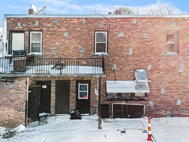 9500 W Saginaw Road