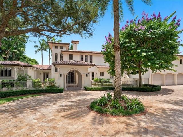 9501 Kerwood Ct, Coral Gables, FL 33156