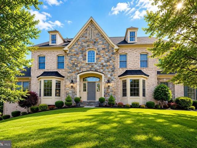 9503 Peniwill Dr, Lorton, VA 22079