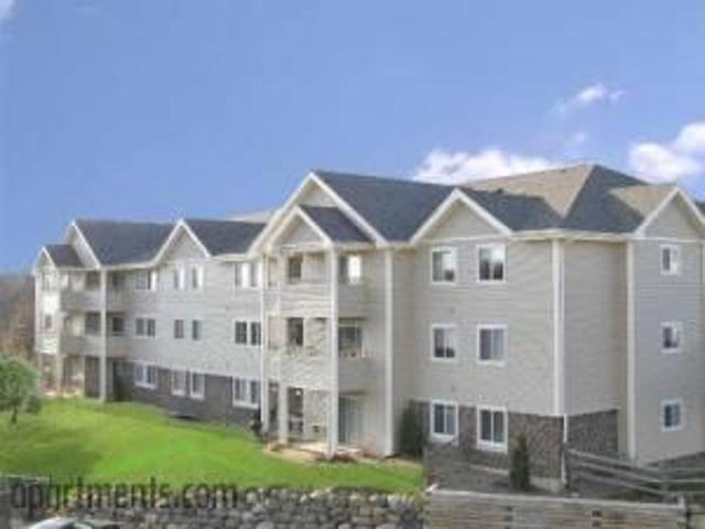 $950 / 3br Condo for rent: Elver Park Madison West map